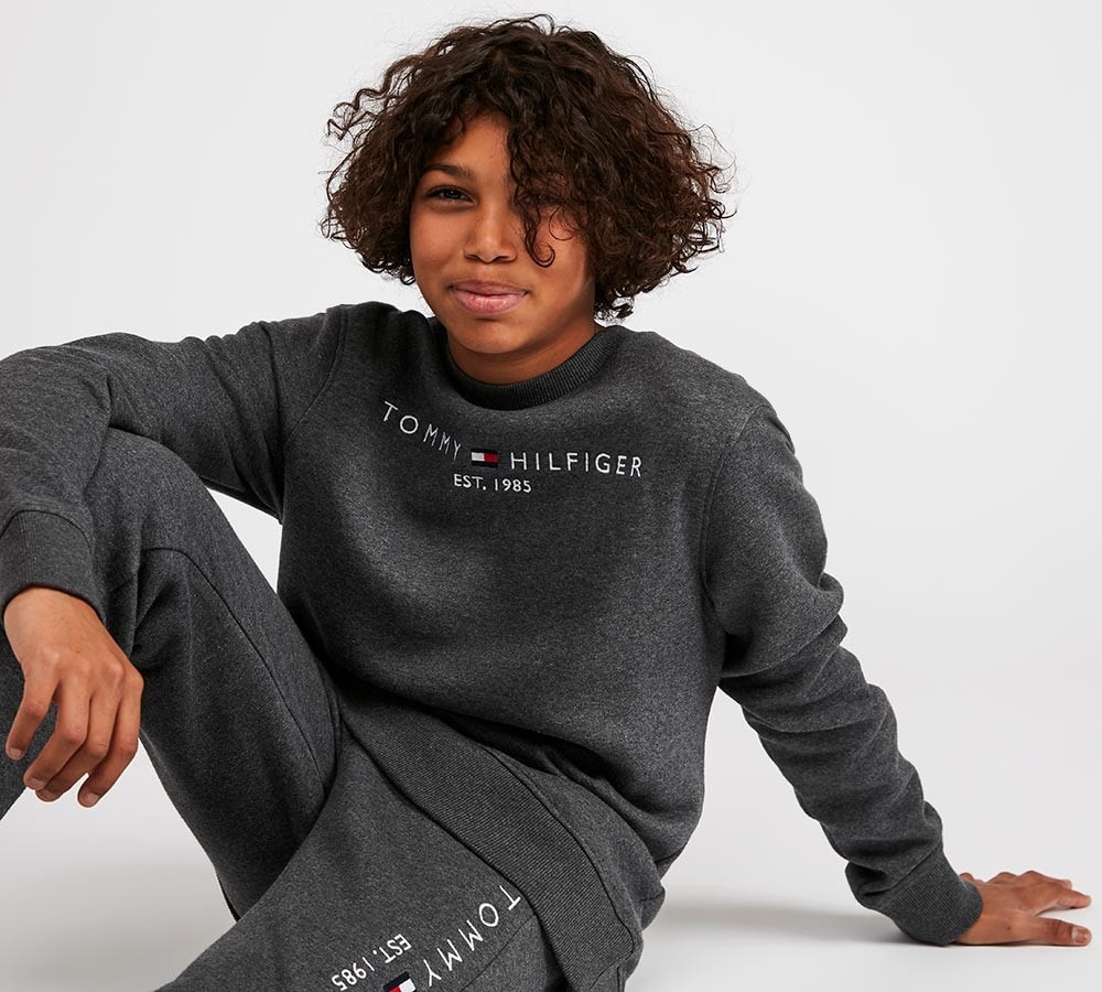 tommy hilfiger sweatshirt footasylum Syncro System