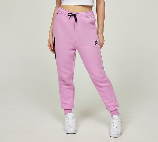 Nike Girls Tech Fleece Jogger | Beyond Pink | Footasylum