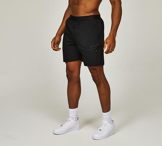 Métissier Nevio Track Short | Black | Footasylum