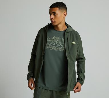 Trailberg Vantage Hooded Jacket | Dark Fern / Pale Citrus | Footasylum