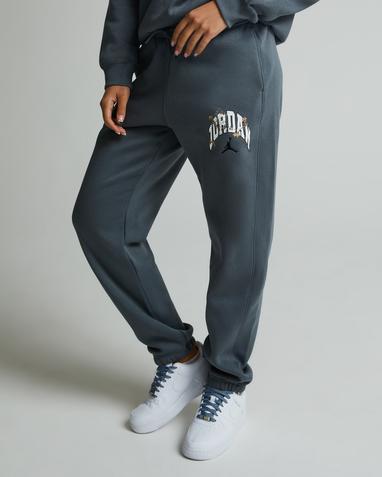 Jordan Womens Brooklyn Fleece GFX Pant | Iron Grey / Black | Footasylum