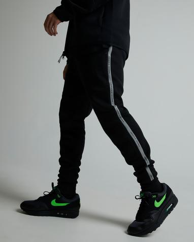 Nike Tech Fleece Reflective Jogger | Black / Reflective | Footasylum