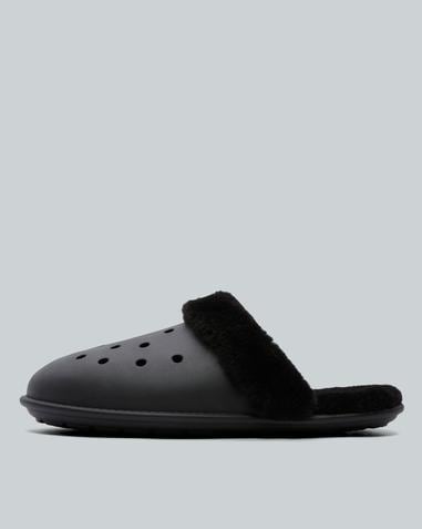 Crocs Classic Fuzz Scuff Slipper | Black | Footasylum